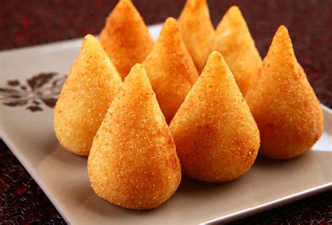 Coxinhas De Frango Delícia Brasileira Coxinha Facil Fotos De