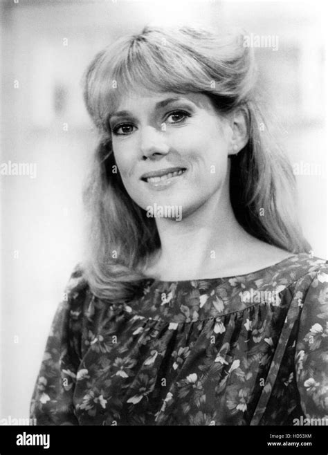 Newhart Julia Duffy Season 2 1983 1982 1990 © Mtm Courtesy