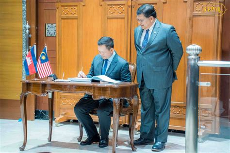 ប្រធានរដ្ឋសភា នៃប្រទេសម៉ាឡេស៊ី ចាត់ទុក សម្ដេចមហាបវរធិបតី ហ៊ុន ម៉ាណែត