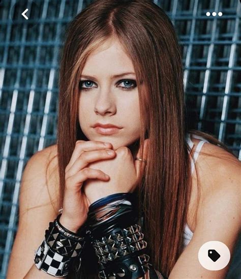 Avril Lavigne Style Rock Emo Punk