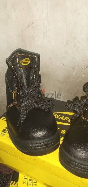 سيفتى جديد بالكرتونه جميع المقاسات متوفره ملابس رجالي 196224472