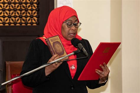 Samia Suluhu Hassan Becomes Tanzanias First Woman President The