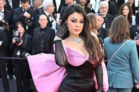 هيفاء وهبي ترد على انتقادات حضورها مهرجان كان