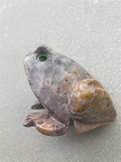 Жабка натуральний камінь — ціна 550 грн у каталозі Статуетки Купити товари для дому та побуту