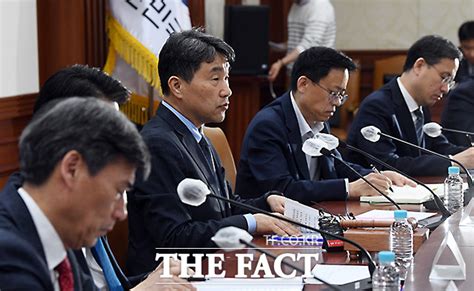 이주호 부총리 영유아 교육·보육 통합 논의 Tf사진관 포토 기사 더팩트