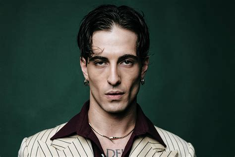 Schokkend Nieuws Na Haar Breuk Met Damiano David Bevestigt Dove Cameron Een Nieuwe Liefde En