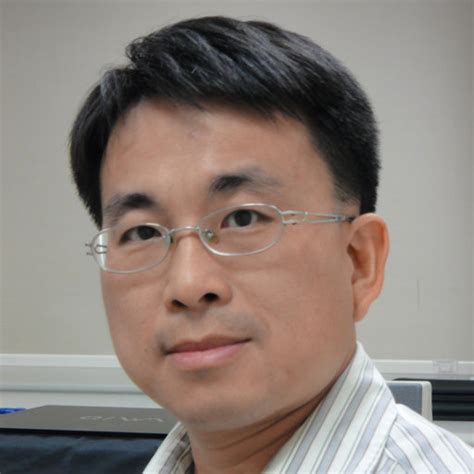 Sheng Jiangs Instagram Twitter And Facebook On Idcrawl