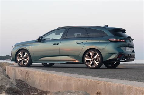 2023 Peugeot 308 price and specs | CarExpert