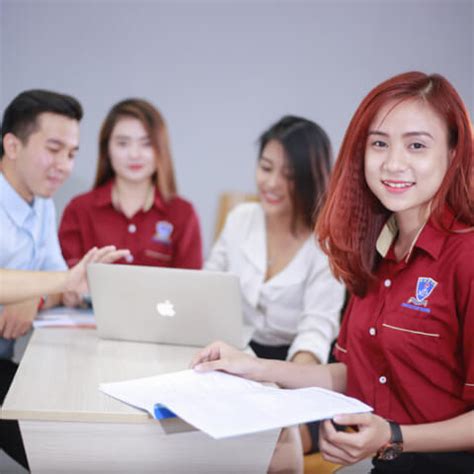 Khoa Quản trị Kinh doanh Trường Đại học Nguyễn Tất Thành