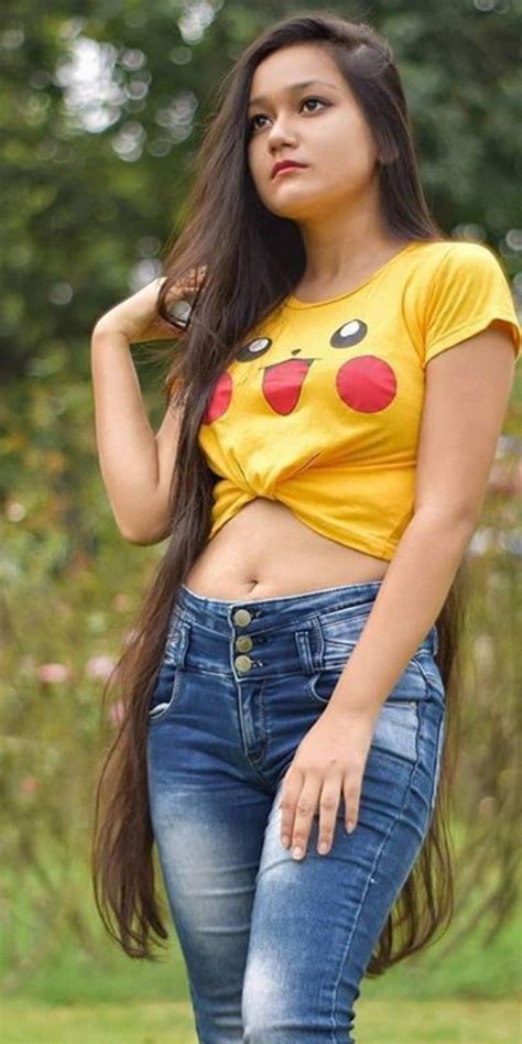 Pin On Cute Long Hair Styles Long Hair Girl Long Hair Women