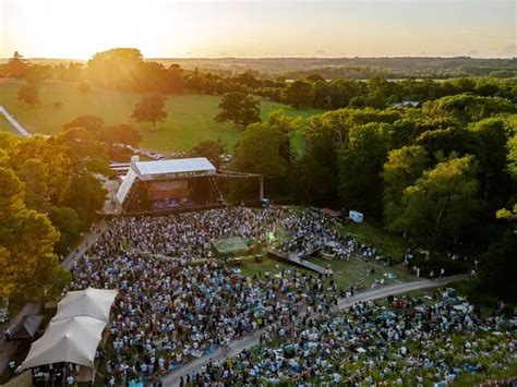 Sophie Ellis Bextor To Play Biggest Gig Ever In Woods After Viral