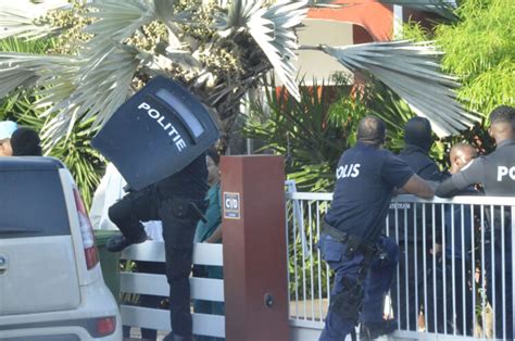 Tim Di Aresto Den Akshon Pa Yuda Kalma Pashènt Vigilante