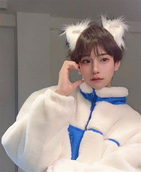 Foxyy Official And Foxyyofficial Discover