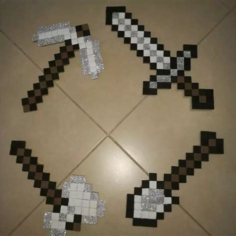 خرید و قیمت شمشیر و تبر و کلنگ و تیر ماینکرافت مدل ابزار جنگی مجموعه