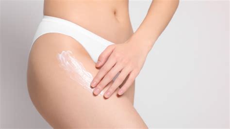 Stretch Marks On Breasts Causes And Treatment Healthshots