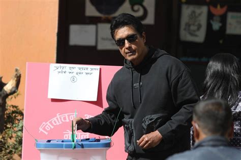 Rajesh Hamal Will Appear As A Candidate In The Elections After 5 Yrs Onlinekhabar English News