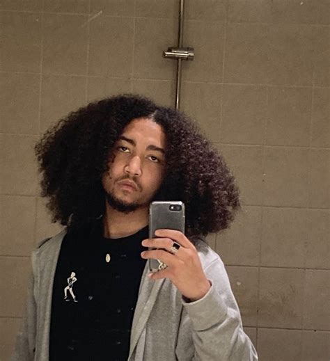 Big Curls Mens Hairstyles Black Men Hairstyles Beautiful Natural Hair