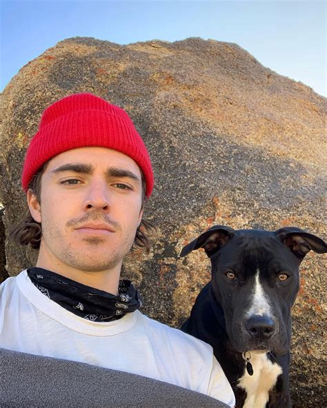 Sex Lives Of College Girls Spencer Neville A Day In My Life Us Weekly