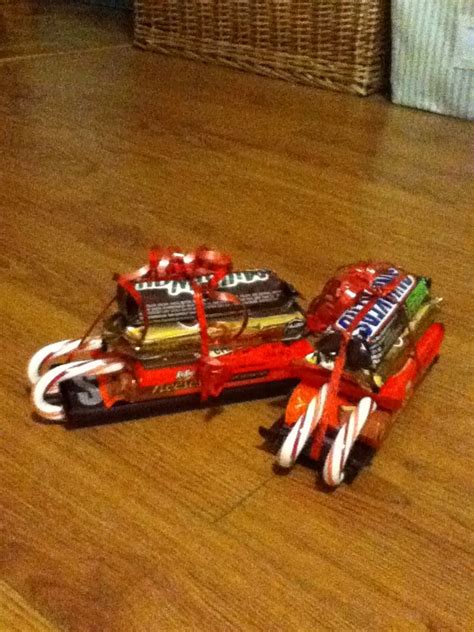 Christmas Candy Bar Sleds Christmas Candy Bar Xmas Crafts Christmas