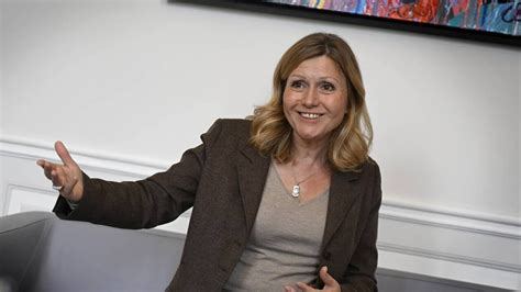 Coulisses Coups Bas Yaël Braun Pivet Raconte Le Pouvoir Dans Un Livre