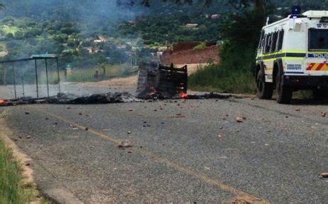 Déficit De Services Publics émeute Et écoles Incendiées à Malamulele