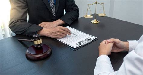 자동차와 法 도로 위 그림자 ‘車 보험사기 수법과 대응 방법