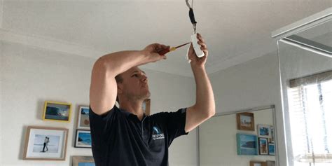 How To Remove Halogen Light Fitting From Ceiling Ceiling Light Ideas
