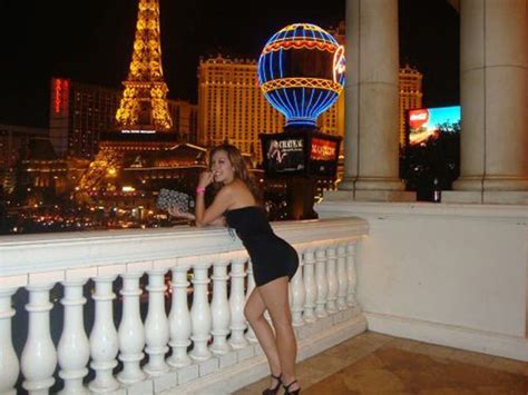 Pretty Girls In Tight Dresses Part 7 102 Pics