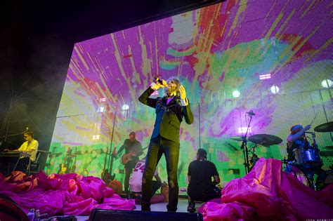 The Flaming Lips Band Showbams