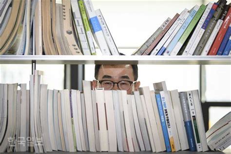 김영민 교수 각자도생 사회 탈피 위해 한국이란 무엇인가 질문할 때