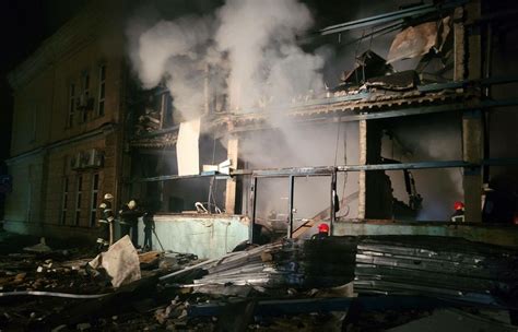 росіяни атакували південь України чотирма типами ракет та “Шахедами” є влучання в Одесі і