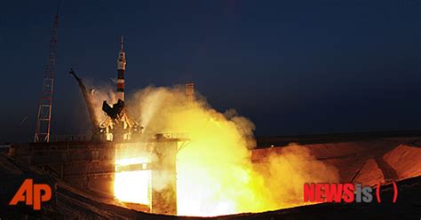 국제우주정거장으로 떠나는 소유즈 우주선