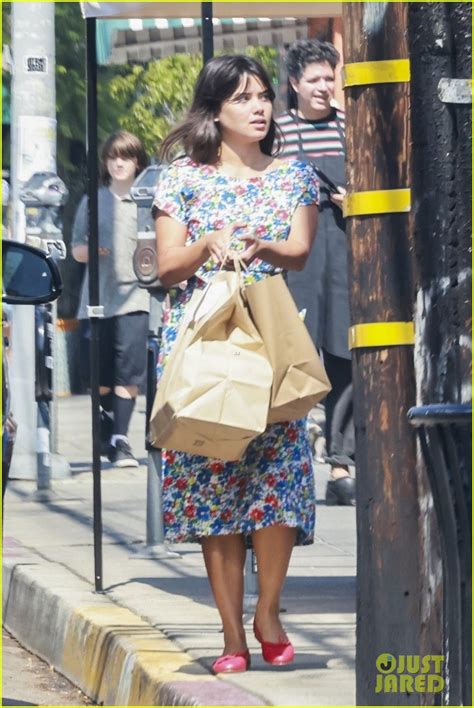 Chris Pine Spotted With His Mystery Girlfriend In L A After Their Recent Italy Trip Photo