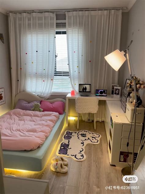 Small Bedroom Makeover Ideas