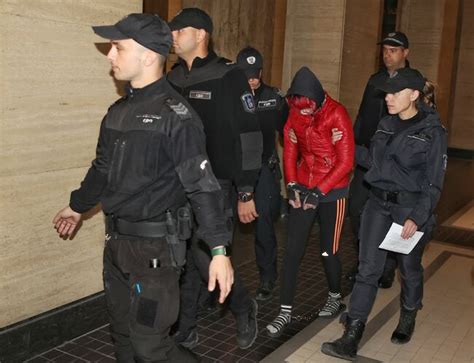 Внучката на Виолета Донева е задържана за убийството й Защото Zashtoto