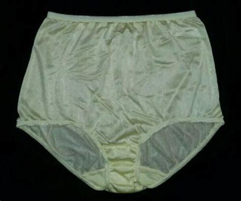 Vintage Jc Penney Underscore Panties 100 Silky Nylon Full Cut Yellow 7