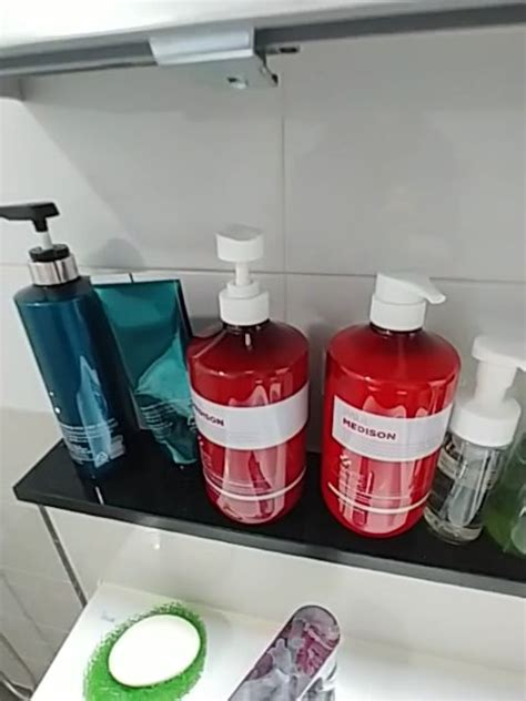 폴메디슨 시그니처 바디워시 베이비파우더향 1개 바디클렌져 바디스크럽 후기 On Vimeo