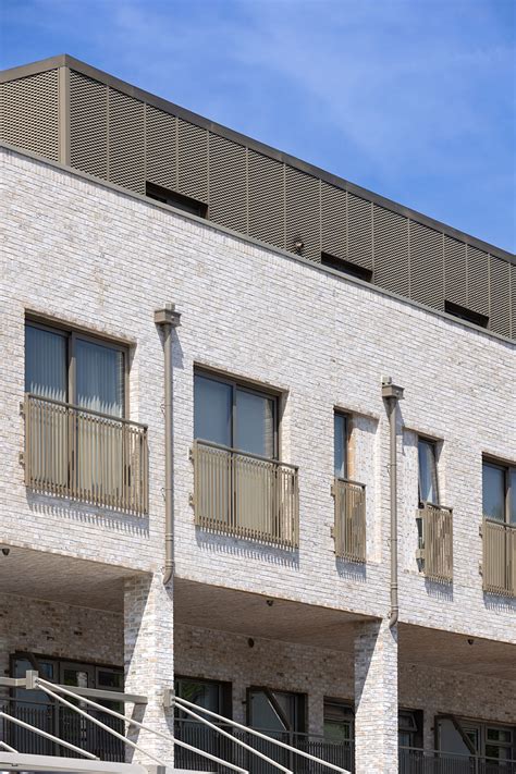 Amber Vista Retrofit Pentan