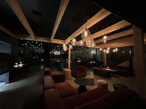 16eleven Updated July 2025 203 Photos And 102 Reviews 1611 Everett Ave Everett Washington