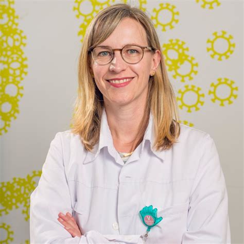 La Pre Isabella Eckerle Médecin Adjointe Agrégée Et Directrice Du