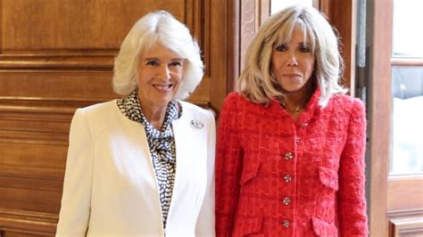 Photo Brigitte Macron Et Camilla Parker Bowles Reine Consort Dangleterre Arrivent à La Bnf
