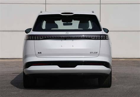Dongfeng Eπ 008 Bev Saic Volkswagen Id 7 S Zeekr 009 4 Seat Version Ehfcv