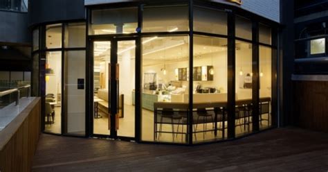 2019년 유망 창업 아이템 20년 운영 노하우와 매출로 검증된 디초콜릿커피앤드