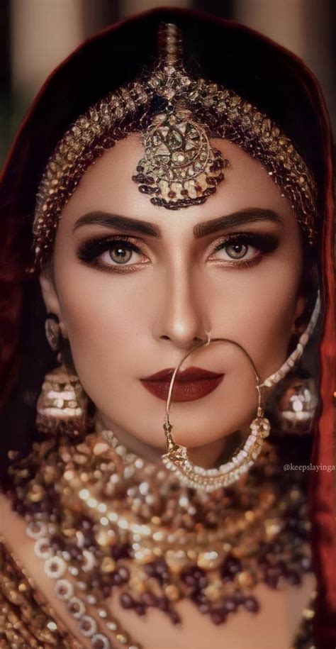 Beautiful Ayeza Khan Bridal Makeup Images Pakistani Bridal Makeup