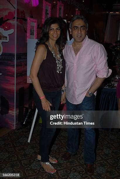 Devika Bhojwani Photos Et Images De Collection Getty Images
