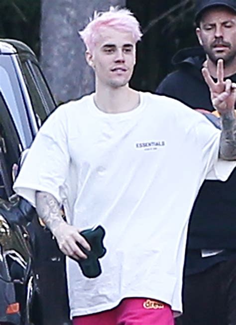 Justin Bieber Debuts Pink Hair — See Before And After Pics Photos