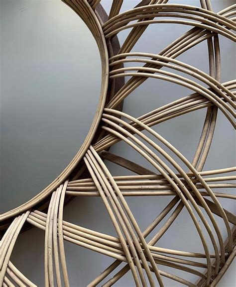 브라이덜공 블랙공 네온컬러 네온컬러의 강렬한 첫인상에 환호성이 터져버린 브라이덜공의 쇼는 정말 역시라는 말밖에