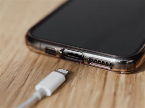 Cara Menghidupkan HP Tanpa Tombol Power