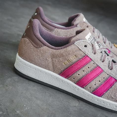 Primer Vistazo Al Modelo De Zapatillas Del Maestro Splinter Para La