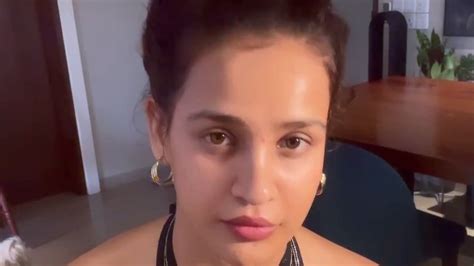 Aisha Sharma Shares Her Beauty Secret Bollywood Hungama